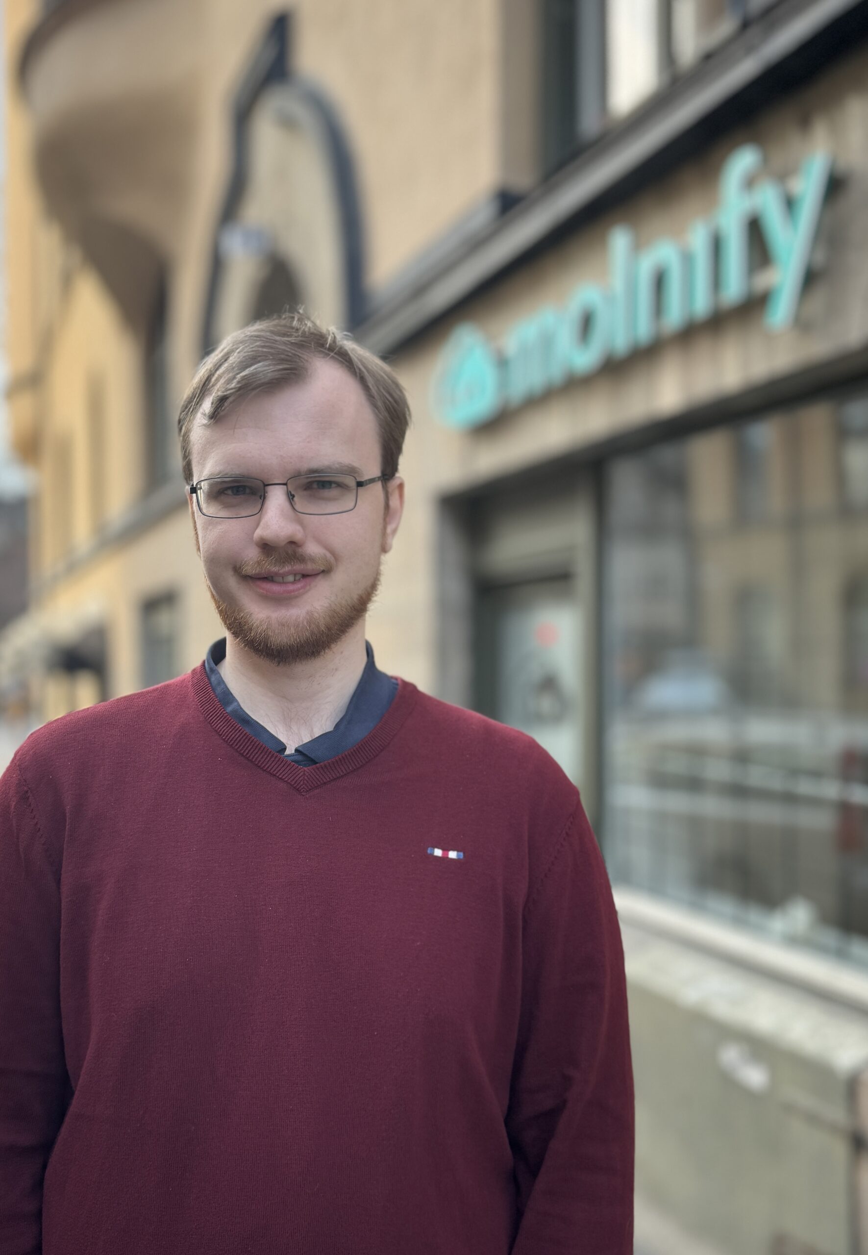 About Molnify - Molnify